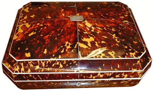 A 19th Century English Tortoiseshell Jewel Box No. 4621 - C. Mariani ...